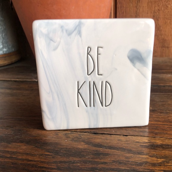 Rae Dunn | Office | Rae Dunn Be Kind White And Gray Marble Ceramic Block Desk Decor 4x4 | Poshmark